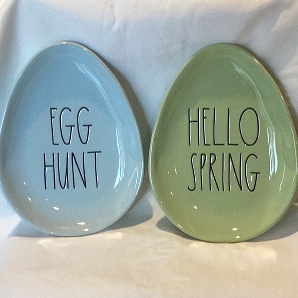 Rae Dunn | Holiday | Rae Dunn Easter Plates Set Of 2 Plates | Poshmark